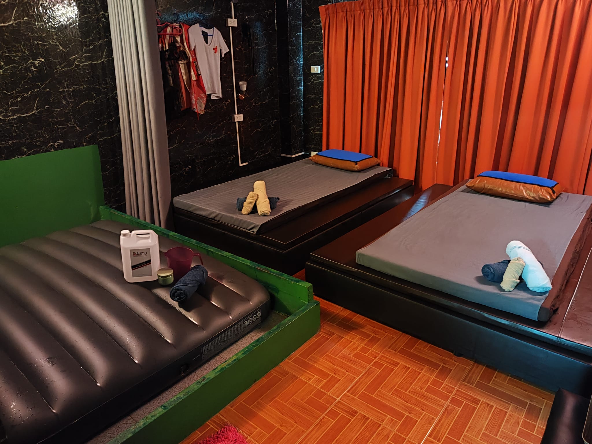 Chiang Mai Dolphin Spa providing massage services by experts